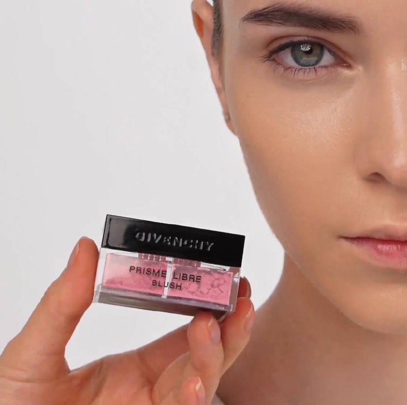 Golden glow — учимся делать макияж с VISAGEHALL