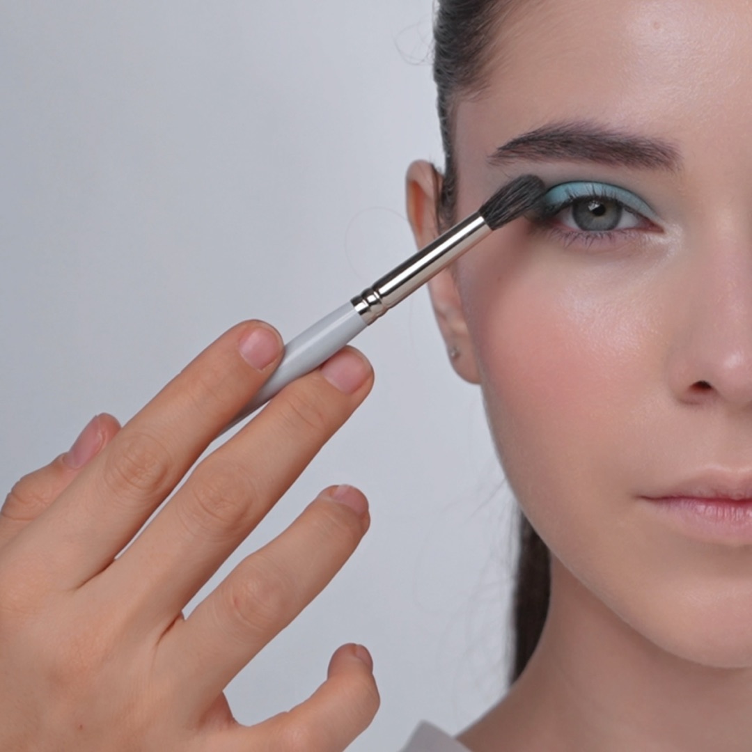 Arctic eyes makeup — учимся делать макияж с VISAGEHALL